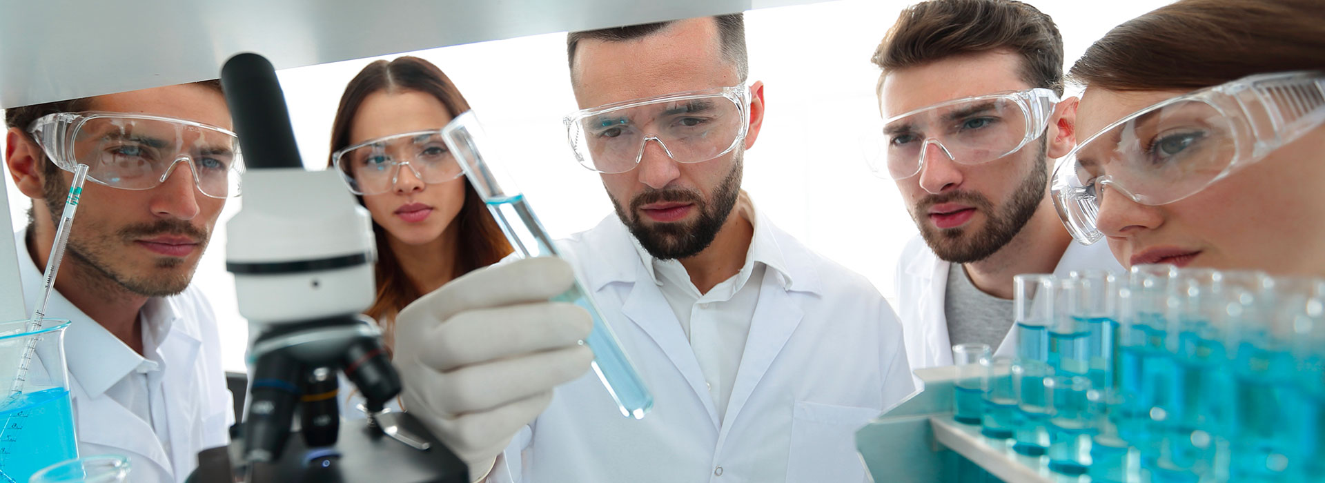 Signature d'un partenariat scientifique et académique avec l'université ...